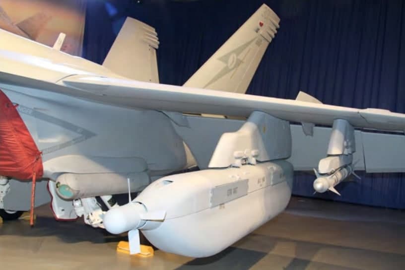 هواپیمای جنگ الکترونیک EA-18G گراولر سرکوبگر پدافند هوایی است | گجت نیوز