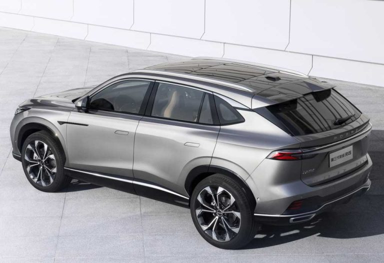 رووی ERX5 ؛ مشخصات فنی و امکانات شاسی بلند برقی پارس خودرو | گجت نیوز