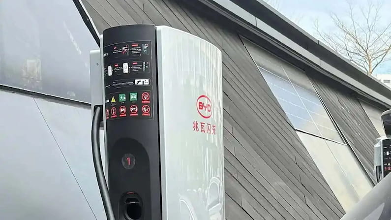 انقلاب در شارژ خودروهای برقی؛ بی وای دی از ایستگاه شارژ مگاواتی 10C ...